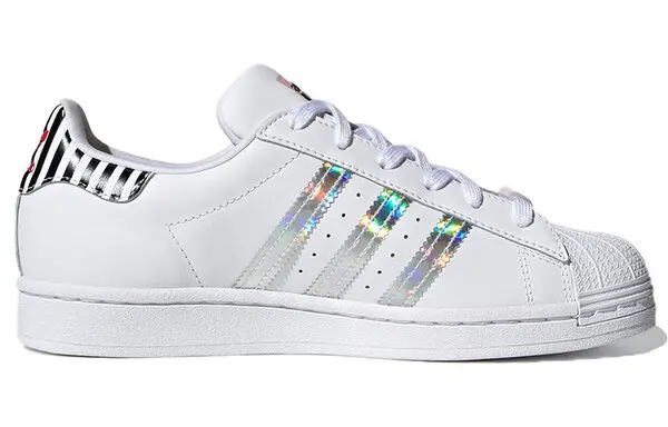 Adidas Superstar Sneaker With Iridescent Detailing - White/silver/black