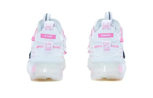 LI-NING Essence 2 Futuristic Sneakers