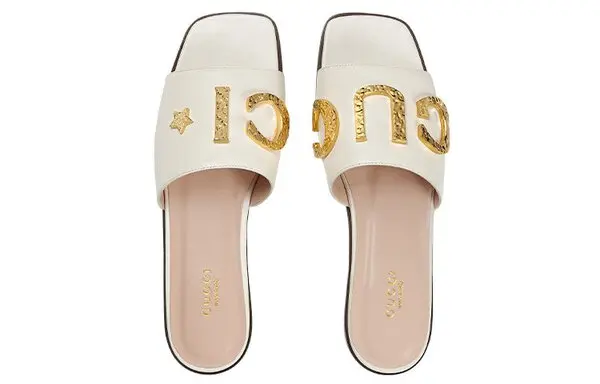 Gucci Cara Grained Leather Slip-on Sandal - Off White