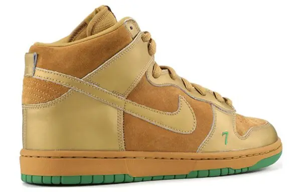 Nike Dunk High Pro "lucky" Sneakers - Brown