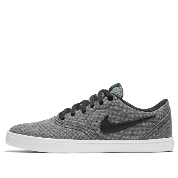 Nike Check Solarsoft Canvas Sb Sneakers - Black