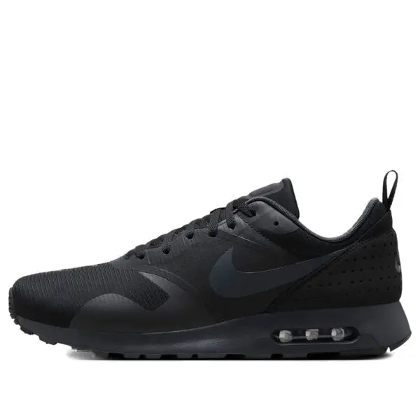 Nike Max Tavas Sneakers