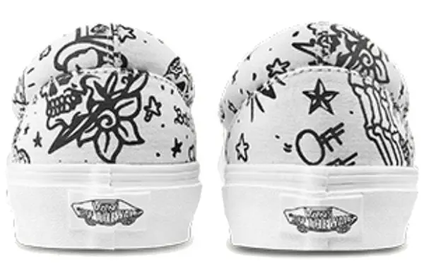 VANS Classic Slip-on 'u-color' Low Top Sneakers - White/black