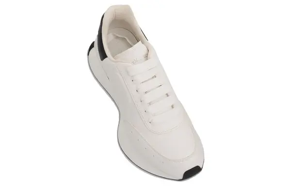 Alexander McQueen Sprint Runner Sneakers - Beige/white