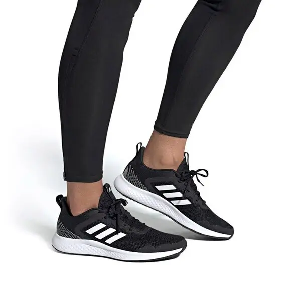 Adidas Fluidstreet Low Top Sneakers