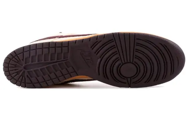 Nike Dunk Low Pro Sneakers