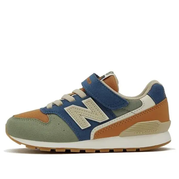 NEW BALANCE 996 Sneakers
