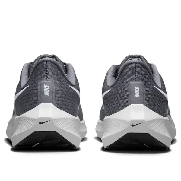 Nike Zoom Pegasus 39 Tb Sneakers - Black/anthracite/white