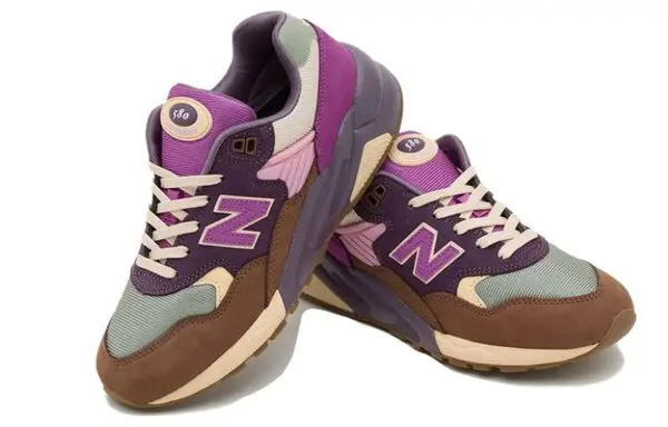 NEW BALANCE 580 Sneakers - Purple/plum