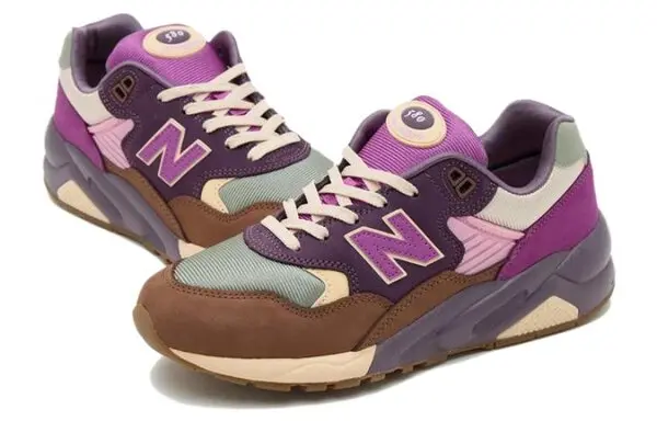 NEW BALANCE 580 Sneakers - Purple/plum