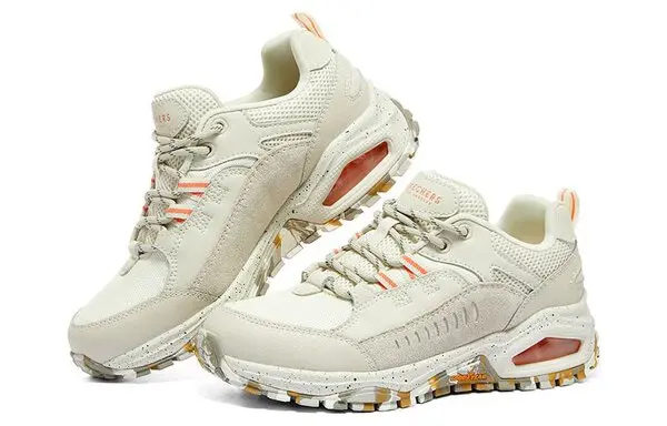 Sketchers Uno Trail Sneakers
