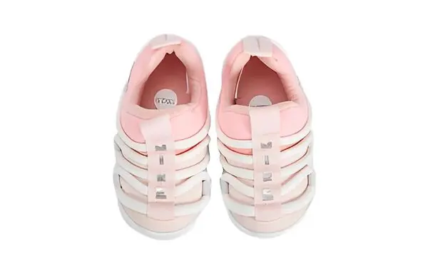 Nike Novice Sneakers