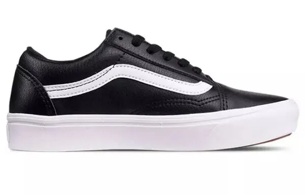 VANS Comfycush Old Skool Classic Tumble Sneakers - Black