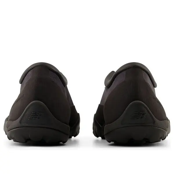 NEW BALANCE Mt10 Sneakers