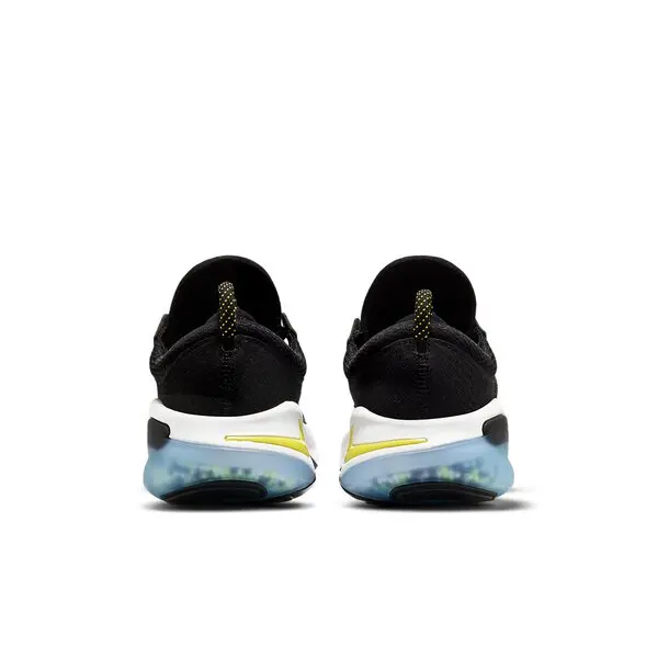 Nike Joyride Run Flyknit Low Top Sneakers - Black