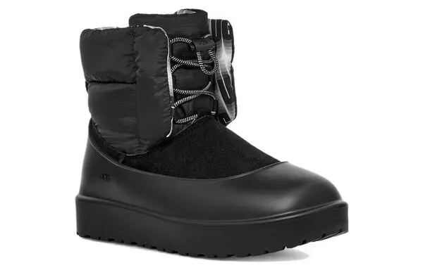 UGG Classic Maxi Toggle Boots - Black