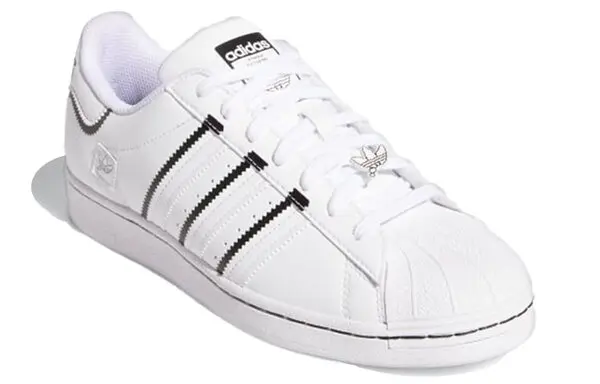 Adidas Superstar Sneakers