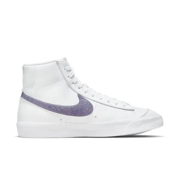 Nike Blazer Mid '77 Sneakers