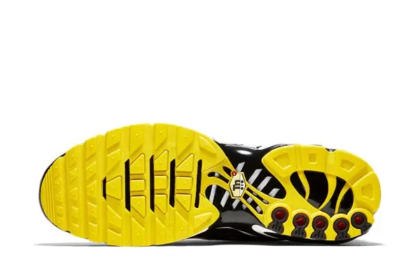 Nike Max Plus Qs "all Over Print" Low Top Sneakers - Black/white