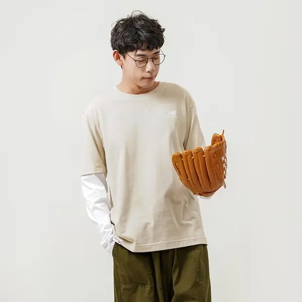 NEW BALANCE Contrasting Colors Sports Round Neck Pullover Apricot Color T-shirt - Tan