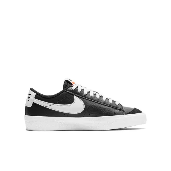 Nike Blazer Low '77 " White" Sneakers - Black