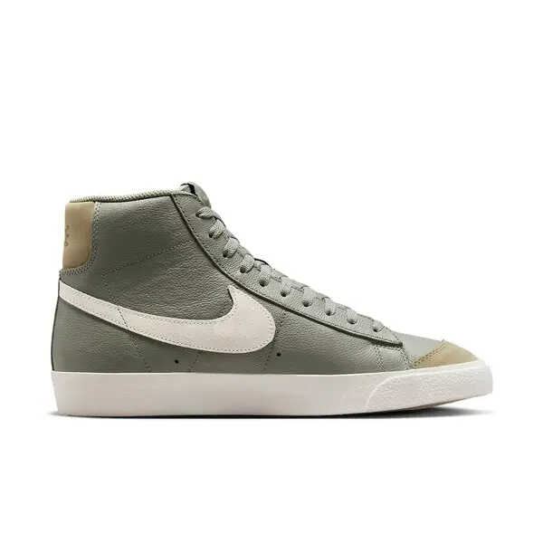 Nike Blazer Mid '77 Premium High Top Sneakers