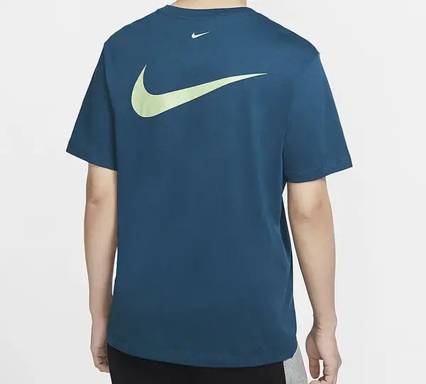 Nike Swoosh T-shirt