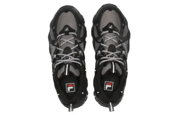 FILA Fluid 4 Sneakers