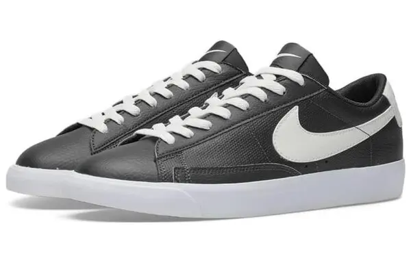 Nike Blazer Low Leather Sneakers - Black/sail