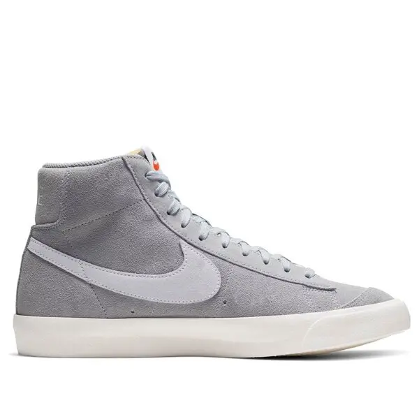 Nike Blazer Mid '77 Suede Sneakers