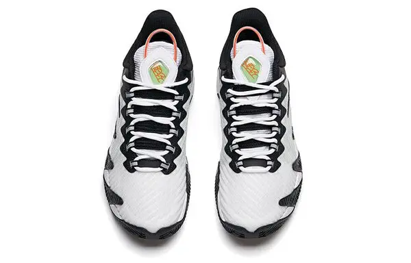 ANTA Reverse Blade Sneakers