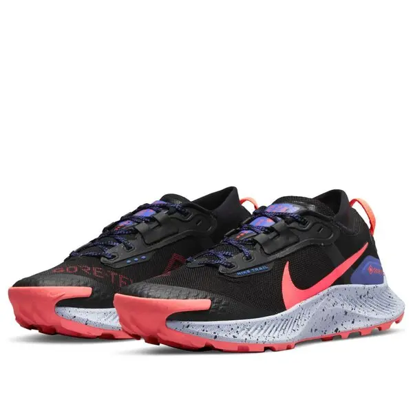 Nike Pegasus Trail 3 Gtx Athletic Sneakers - Black/red