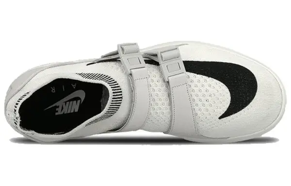 Nike Sock Racer Ultra Flyknit Sneakers - Sail/black