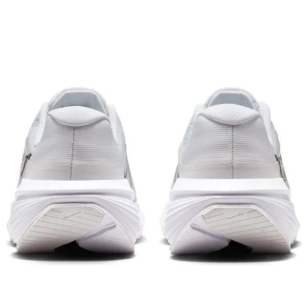Nike Dowshifter 14 Athletic Sneakers