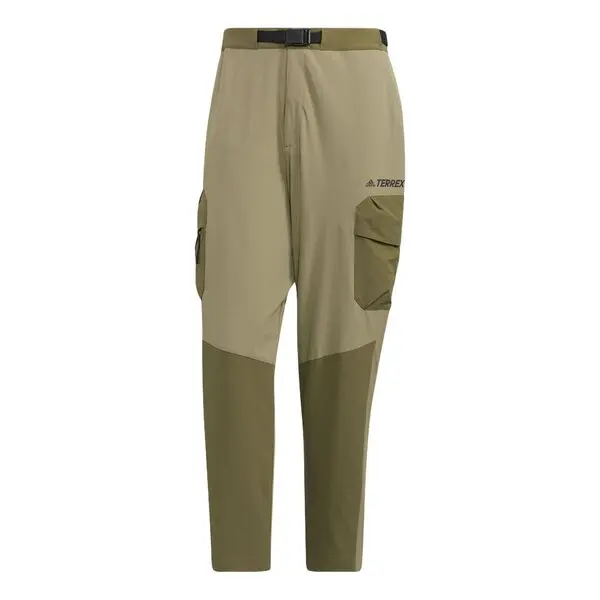 Adidas Voyager Woven 7/8 Trousers - Oliver Green