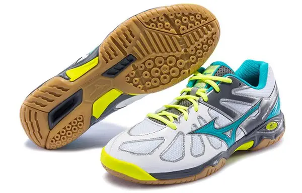 Mizuno Wave Smash L04 Athletic Sneakers
