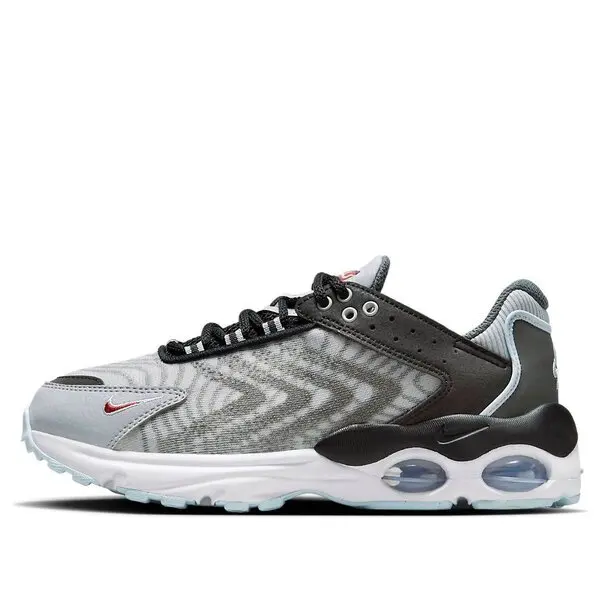 Nike Max Tw Sneakers