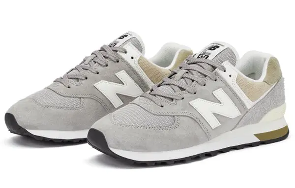 NEW BALANCE 574v2 Low Top Sneakers