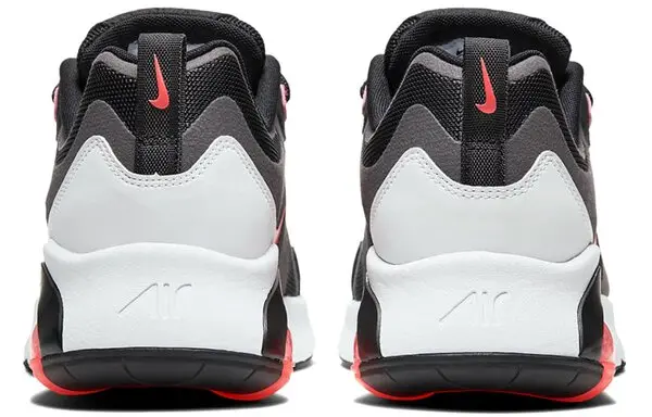 Nike Max 200 Sneakers - White/red