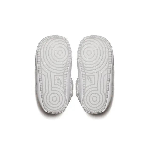Nike Force 1 Mid-top Sneakers