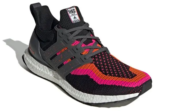 Adidas Ultraboost Dna Cty Hongkong Sneakers
