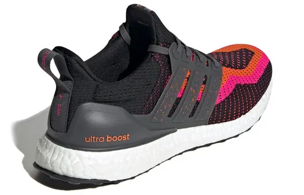 Adidas Ultraboost Dna Cty Hongkong Sneakers
