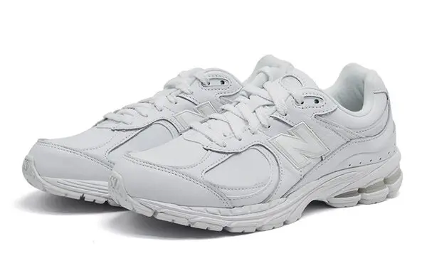 NEW BALANCE 2002r Sneakers - White