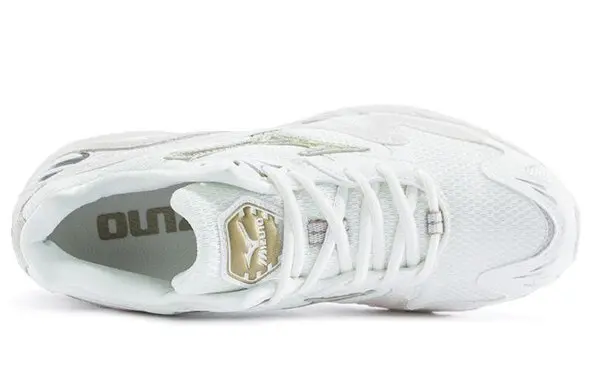 Mizuno Wave Rider 10 Athletic Sneakers - Beige/gold