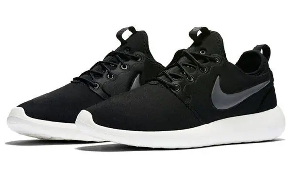 Nike Roshe Two Low Top Sneakers