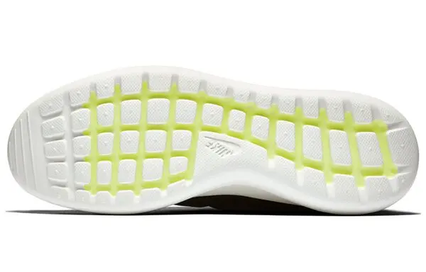 Nike Roshe Two Low Top Sneakers