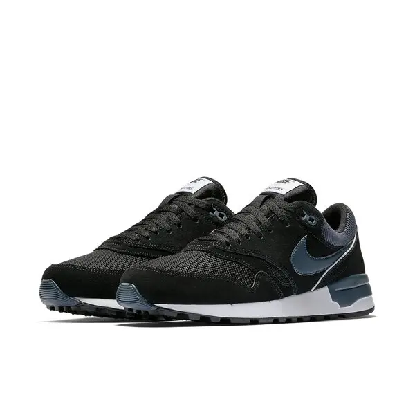 Nike Odyssey Sneakers - Black