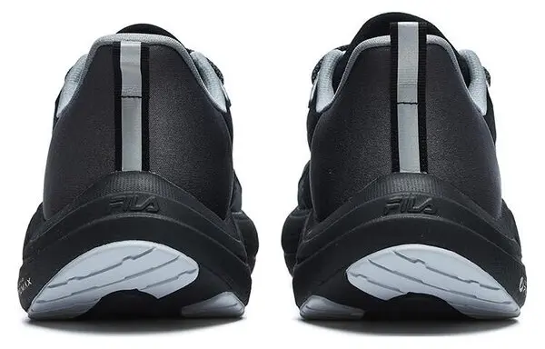 FILA Wolf Sneakers
