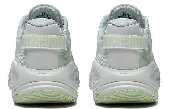 LI-NING Furious Rider Essential Sneakers