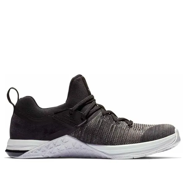 Nike Metcon 3 Flyknit Athletic Sneakers